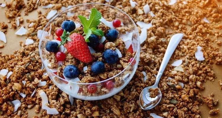 Budwig Protocol For Cancer – Benefits, Diet & Clinics (2025)